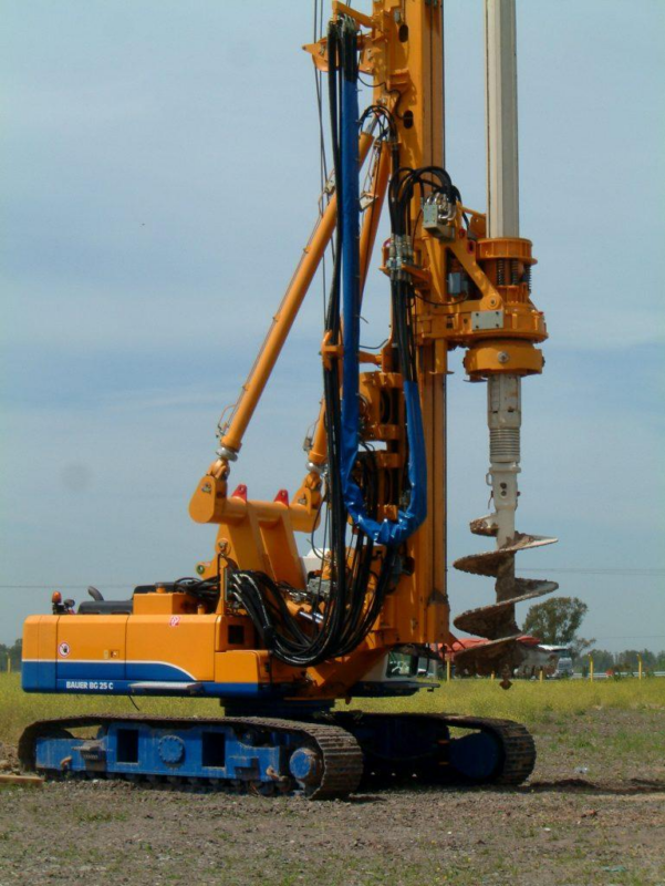 BAUER BG25 PILE DRILLING MACHINE - Đuafat